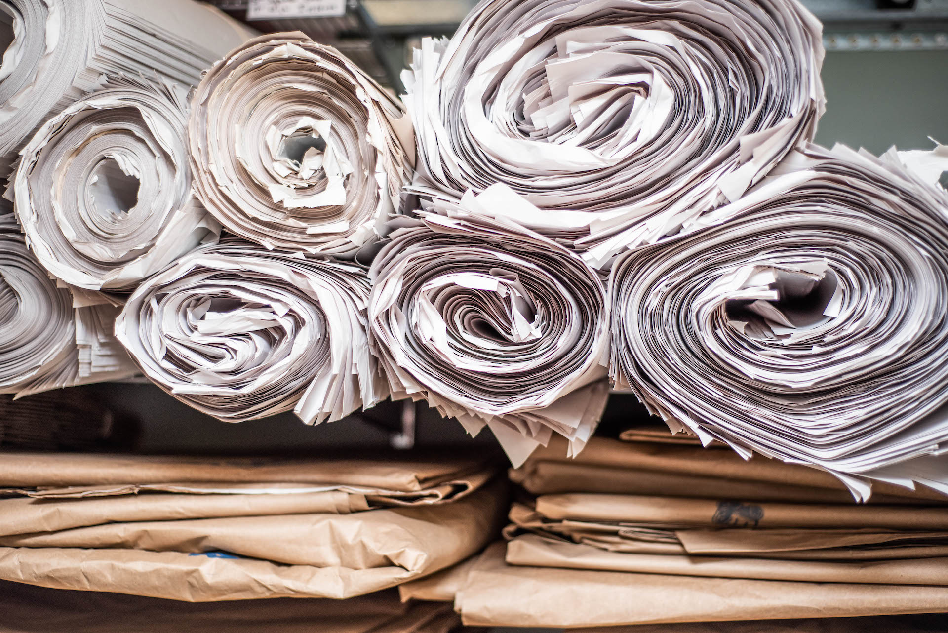 Paper, Plastic Or Pads? The Best Wrap For Your Move - The Move Makers ...