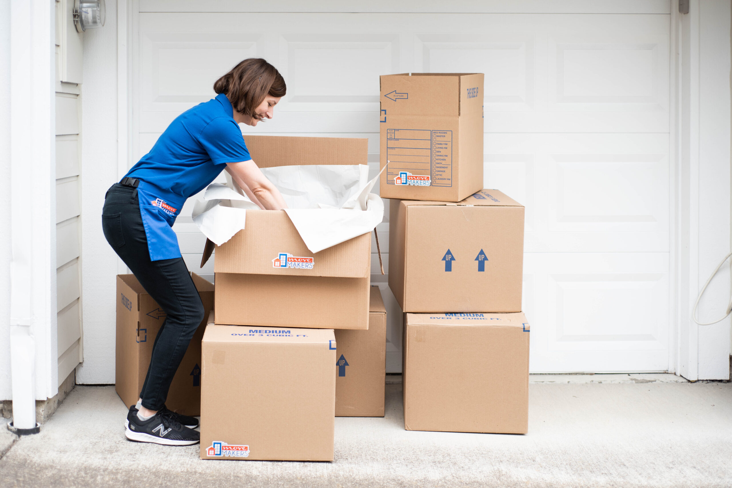 Pack The Right Way For A Move - The Move Makers - Professional Moving ...